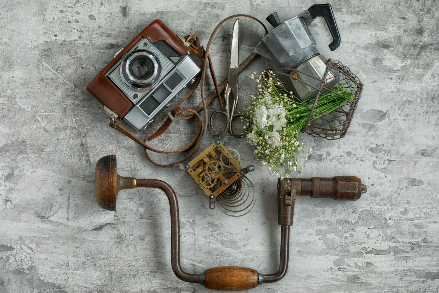 25 Unique Vintage Gift Ideas - Writtygritty