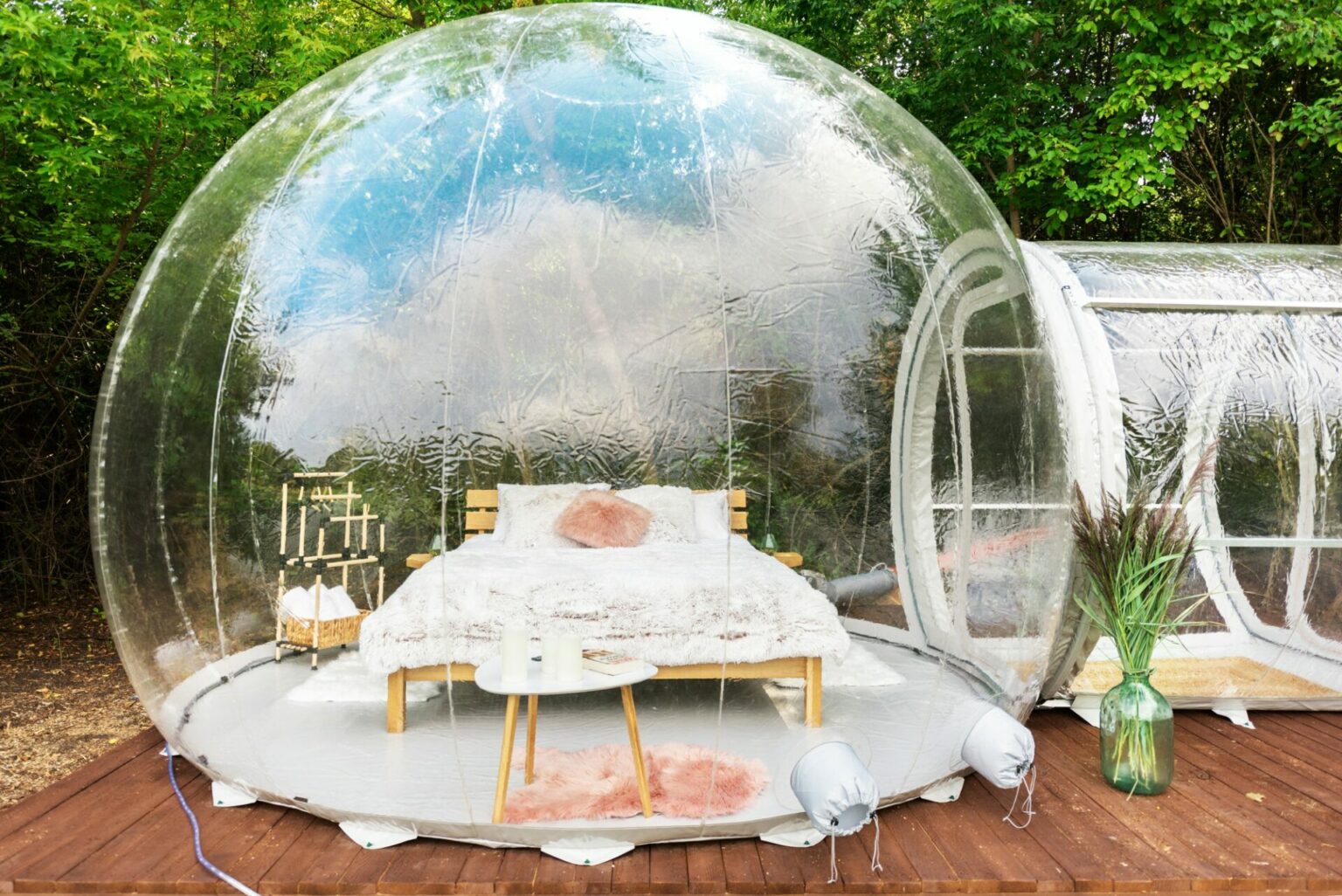 15 Top Glamping Destinations for a Luxurious Experience