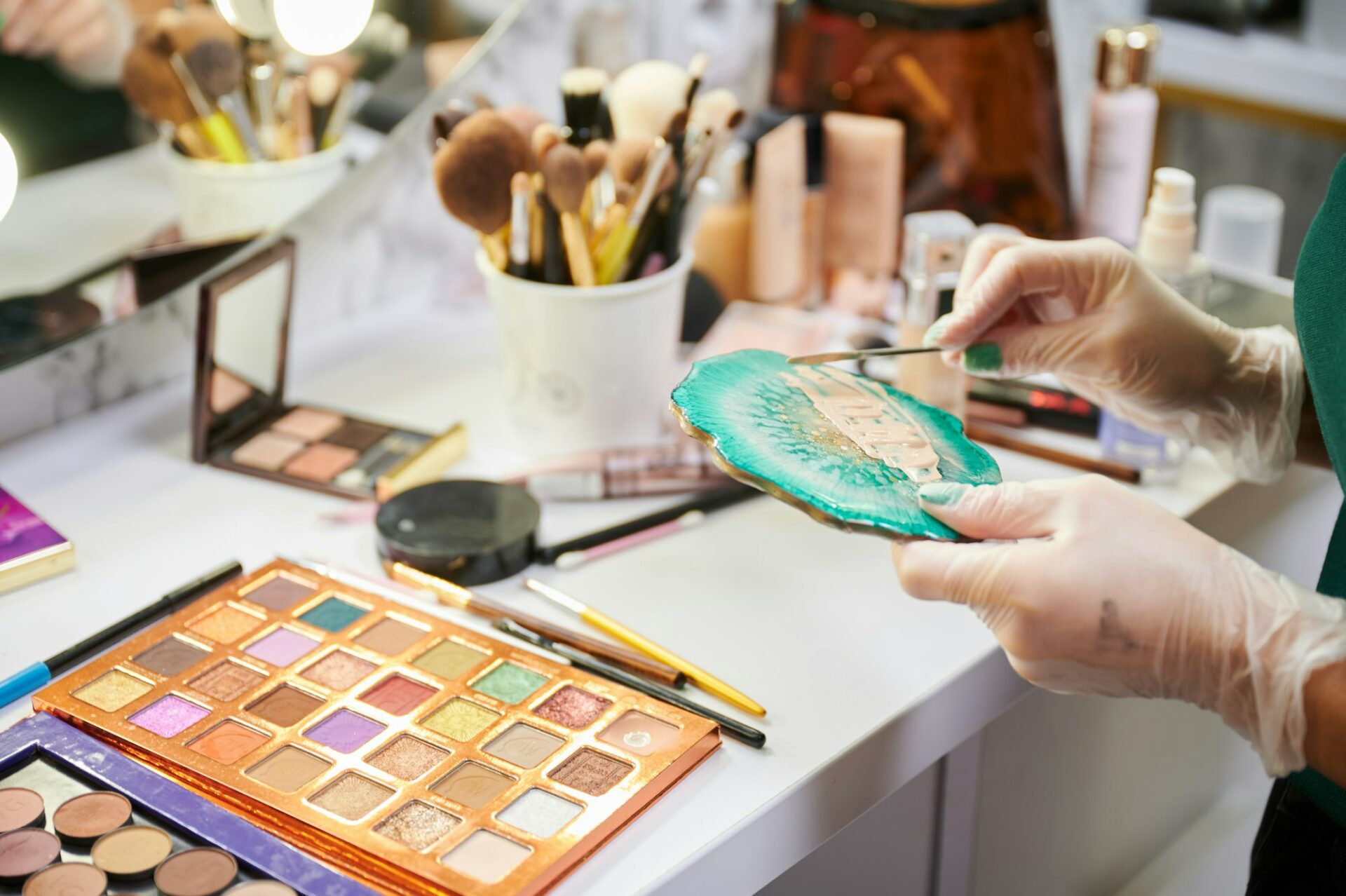 Your Mature Skin Guide: Where Beauty and Balance Intersect